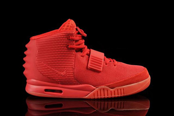 CRVENE NIKE PATIKE KANYE WESTA - Lux Life luksuzni portal