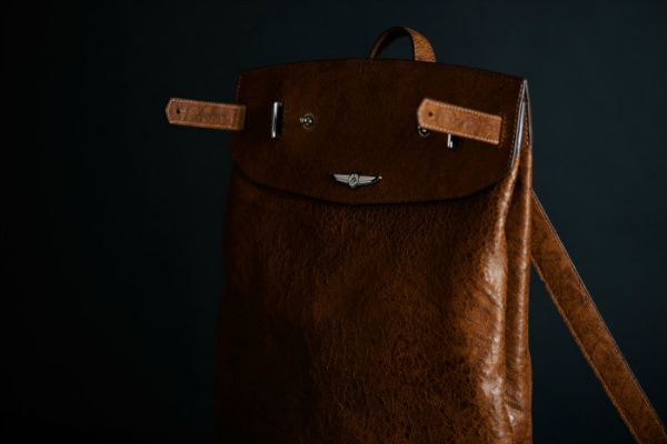 Luksuzni kožni rančevi za svetske putnike