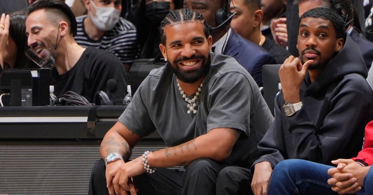 Drejk je kupio jedinstvenu Met Gala ogrlicu Frenka Oušna za 1,9 miliona ...